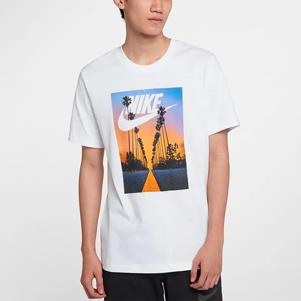 Nike Graphic Tee