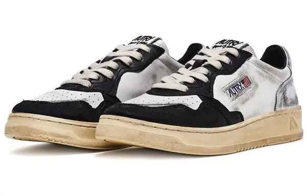 AUTRY Medalist Super Vintage Leather Low Sneakers - White/black/silver