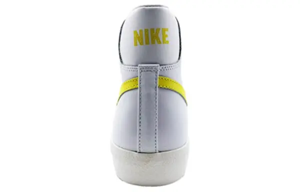 Nike Blazer Mid '77 Vintage High Top Sneakers