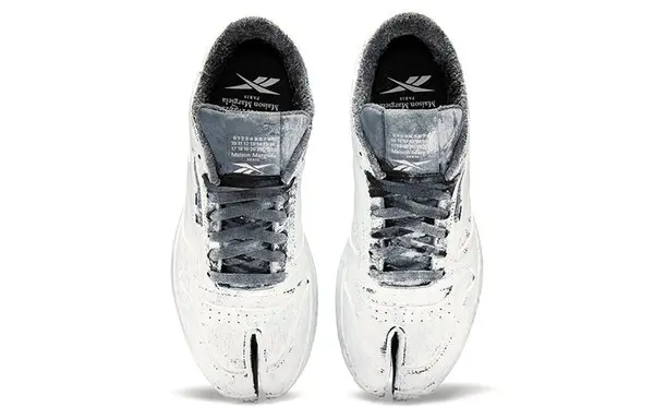 REEBOK Maison Margiela X Classic Leather Tabi "whiteout