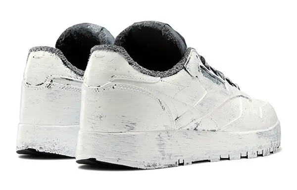 REEBOK Maison Margiela X Classic Leather Tabi "whiteout
