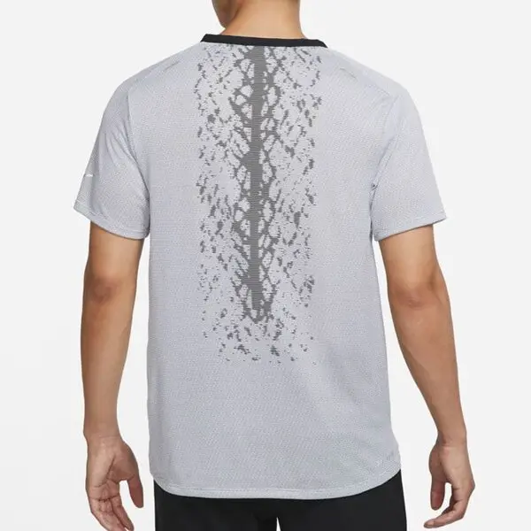 Nike Dri-fit Adv Techknit Reflective Design Running Short Sleeve