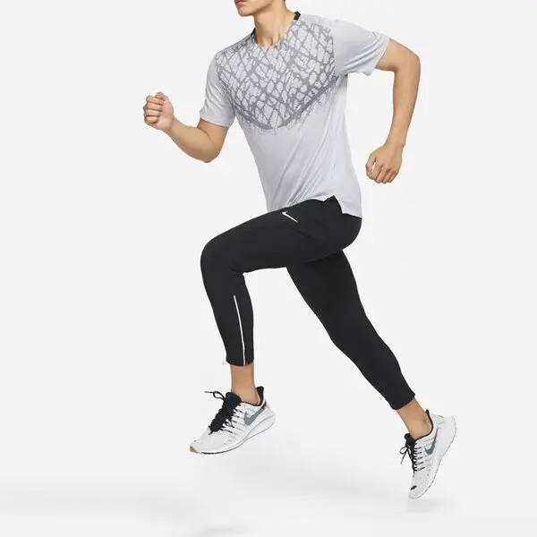 Nike Dri-fit Adv Techknit Reflective Design Running Short Sleeve