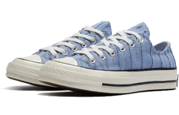 CONVERSE Chuck 1970s Low Top Sneakers