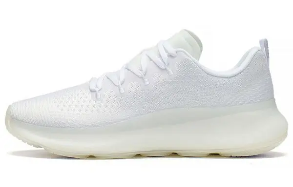 LI-NING No Boundaries 4 Athletic Sneakers