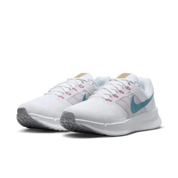 Nike Run Swift 3 Athletic Sneakers