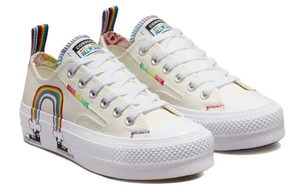 CONVERSE Chuck Taylor All Star Lift Platform Low Top Sneakers