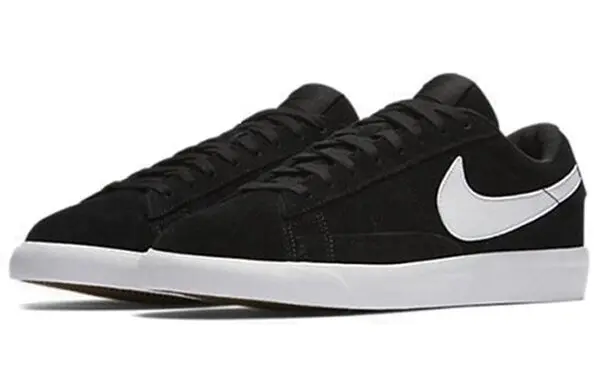 Nike Blazer Low Top Sneakers - Black/white
