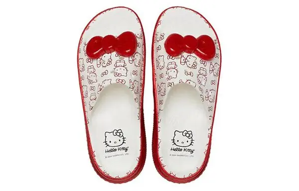 CROCS X Hello Kitty Stomp Slides