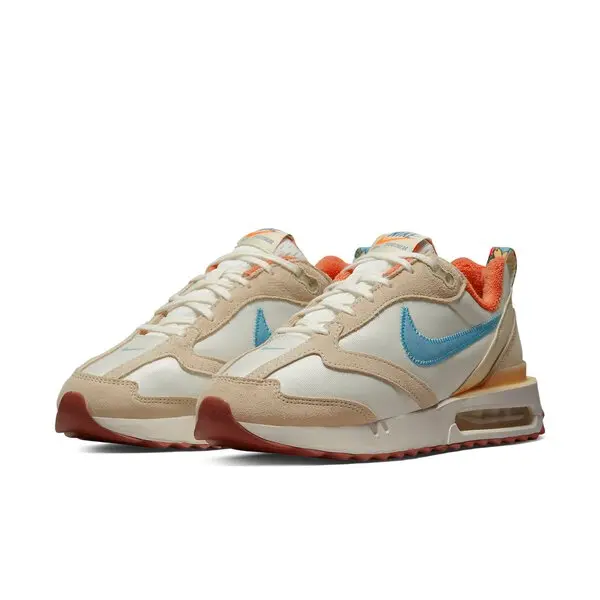 Nike Max Dawn Sneakers - White
