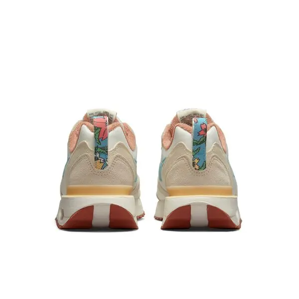 Nike Max Dawn Sneakers - White