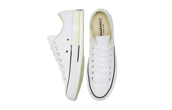 CONVERSE Chuck 70 Low Top Sneakers - White/green