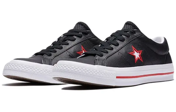 CONVERSE One Star M Low Top Sneakers - Black/red