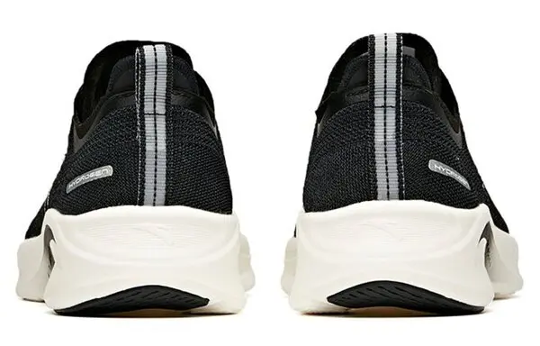 ANTA Hydrogen Run 3 Low Top Sneakers