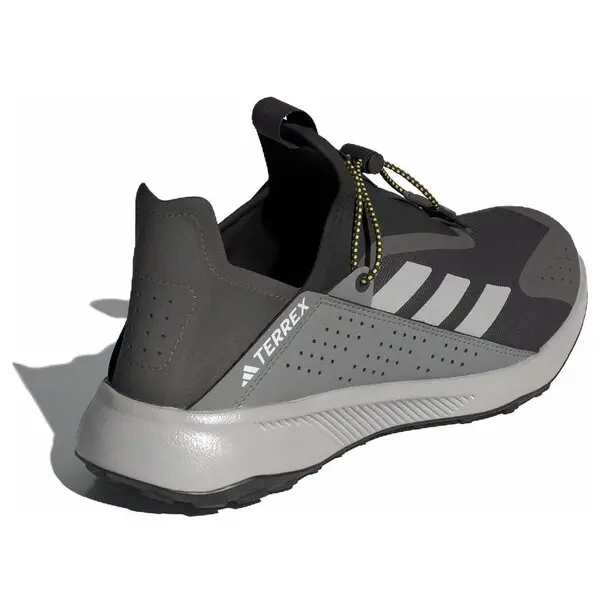 Adidas Voyager 21 Slip-on Sneakers