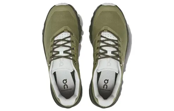 On Cloudventure Sneakers