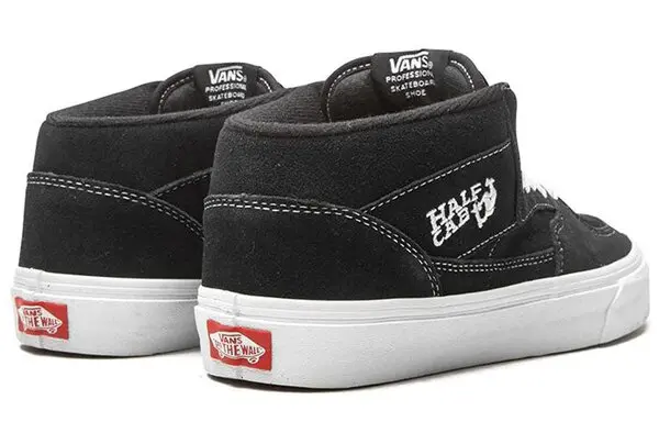 VANS Half Cab Mid-top Skate Shoes - Black/white