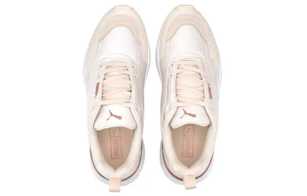 PUMA Lia Sneakers