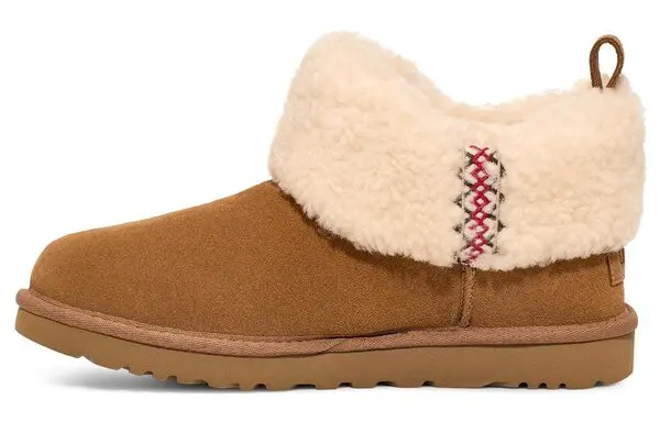 UGG Classic Ultra Mini Braid Boots - Chestnut