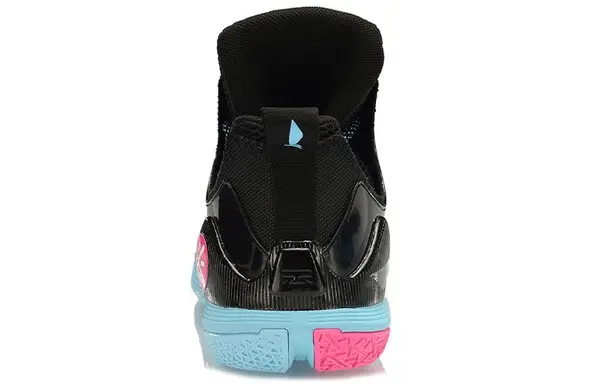 LI-NING The Sixth Man" Athletic Sneakers