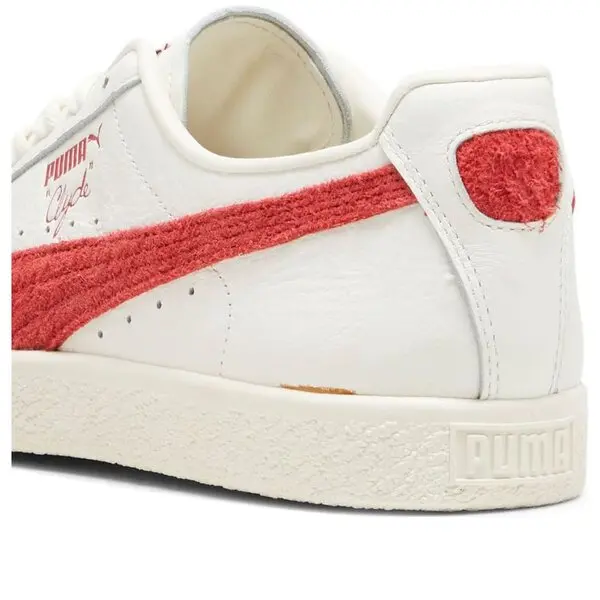 PUMA Clyde Neverworn 3 Sneakers