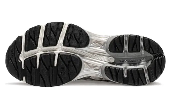 Asics Gel-flux 4 Athletic Sneakers - White/red/grey