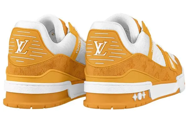 LOUIS VUITTON Trainers - White/orange