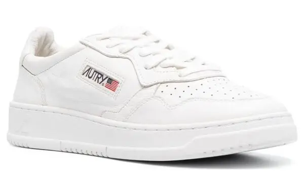 AUTRY Medalist Low Sneakers