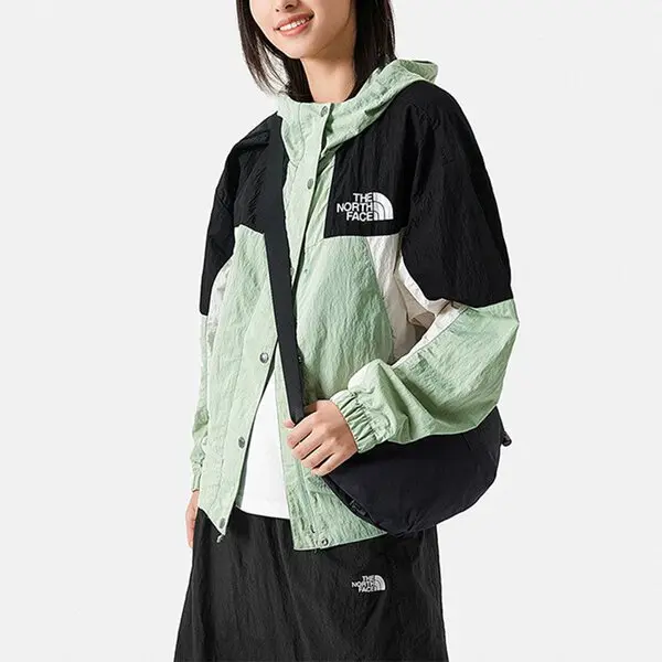 The North Face Mtn Windbreaker Jacket