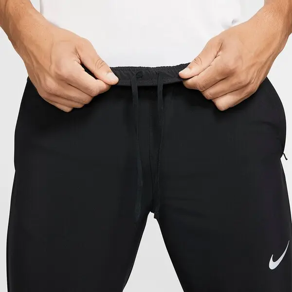 Nike As Essential Woven Pants