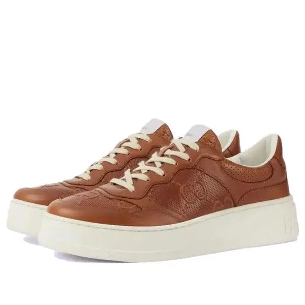 Gucci Chunky B Gg Sneakers - Tan
