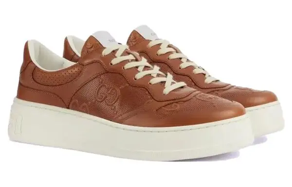 Gucci Chunky B Gg Sneakers - Tan