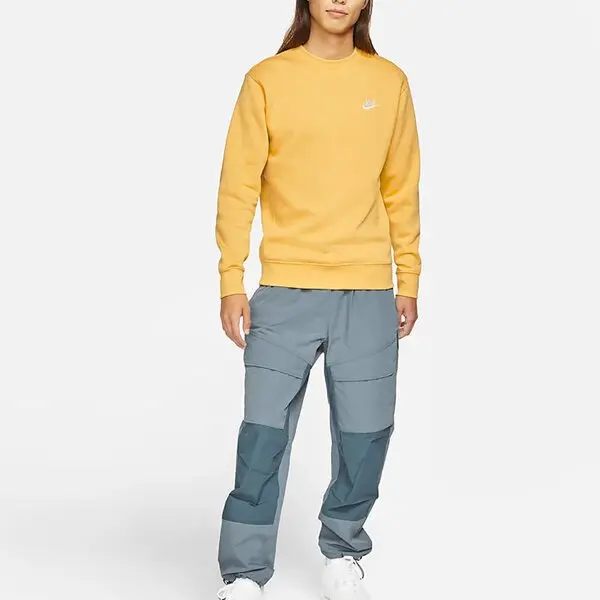 Nike Club Fleece Round Neck Pullover - Yellow