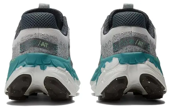 NEW BALANCE Fresh Foam Trail More V3 Running Shoes