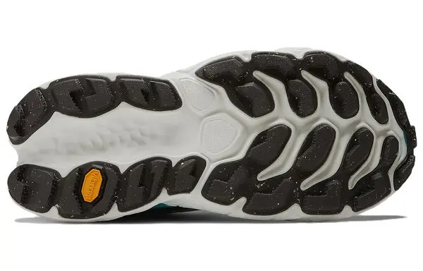 NEW BALANCE Fresh Foam Trail More V3 Running Shoes