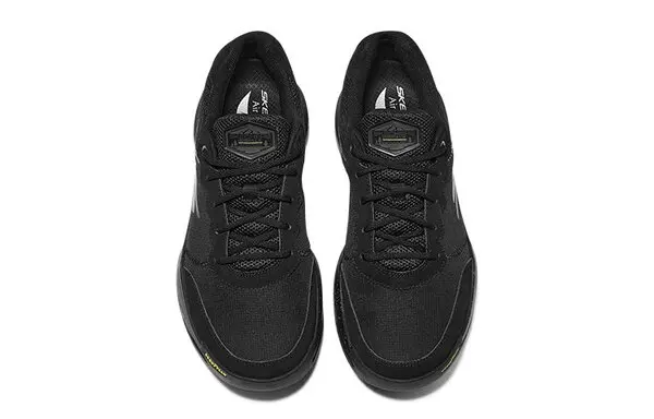 Sketchers Go Walk Arch Fit Outdoor Sneakers