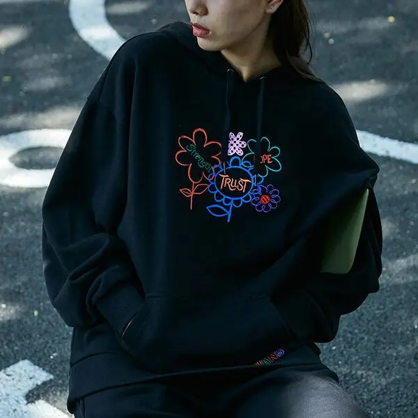 VANS Cultivate Care Hoodie - Black