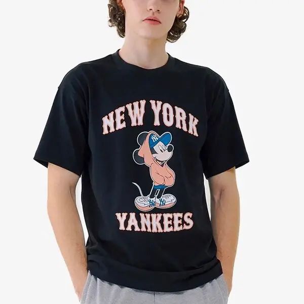 MLB X Disney Mickey Crossover New York Yankees Graphic T-shirt