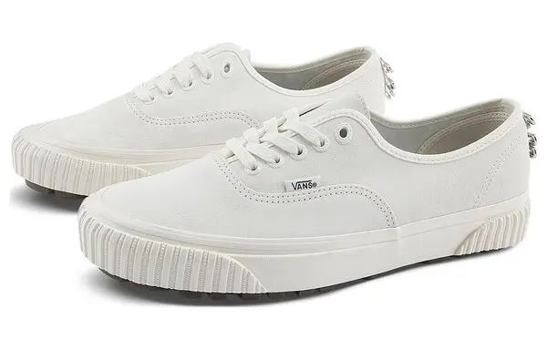 VANS Authentic 44 Lug Dx Metal Hardware Sneakers - Off-white