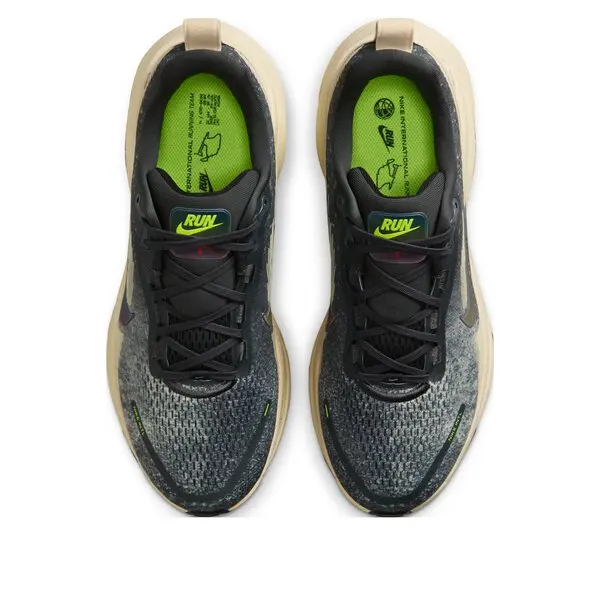 Nike Zoom Vomero 18 Sneakers - Oatmeal/anthracite/volt