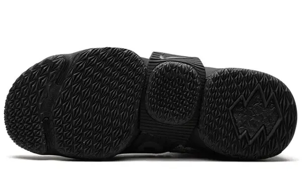 Nike Kith X Lebron Lifestyle 15 "concrete - Black