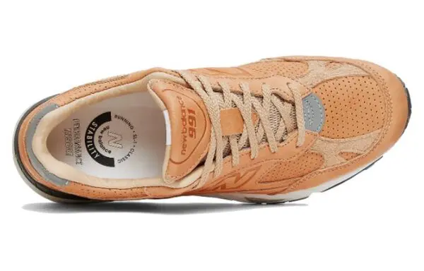 NEW BALANCE 991 Sneakers - Orange/white