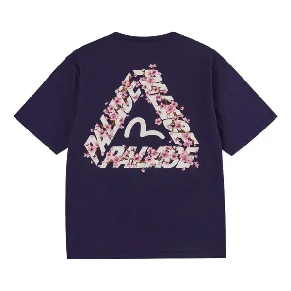 PALACE X Evisu Heavy Wash T Shirt - Navy
