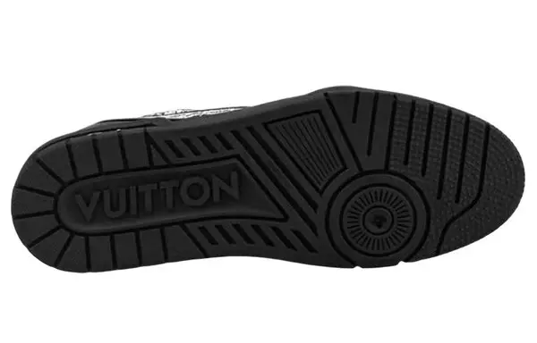 LOUIS VUITTON Trainer Sneakers