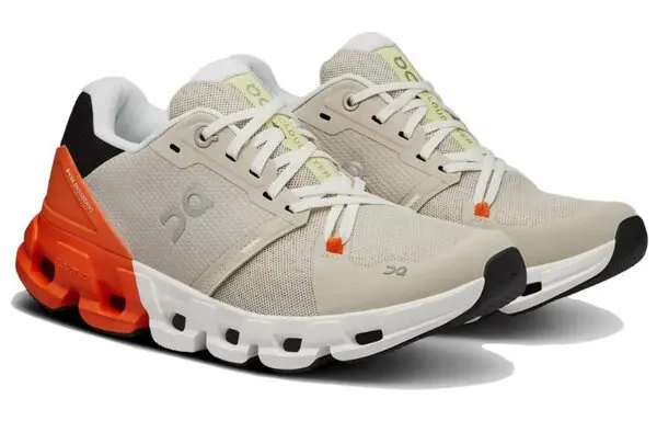 On Cloudflyer 4 Sneakers - Sand/flame
