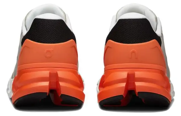 On Cloudflyer 4 Sneakers - Sand/flame