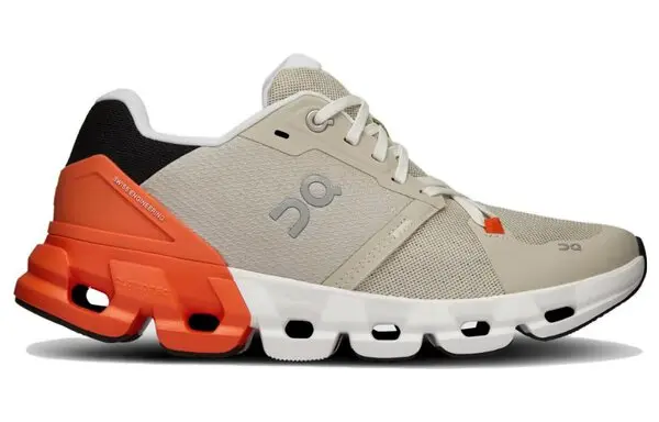 On Cloudflyer 4 Sneakers - Sand/flame