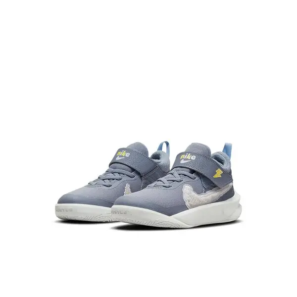 Nike Team Hustle D10 'dream' Low Top Sneakers - Blue/white