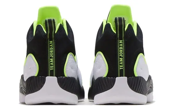 JORDAN Jumpman Team Ii 'volt Black