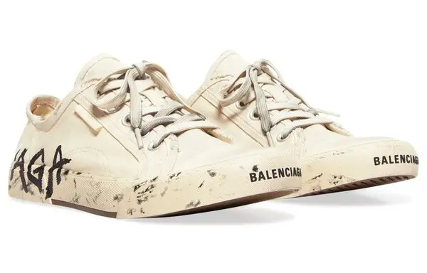 Balenciaga Low Top Sneakers